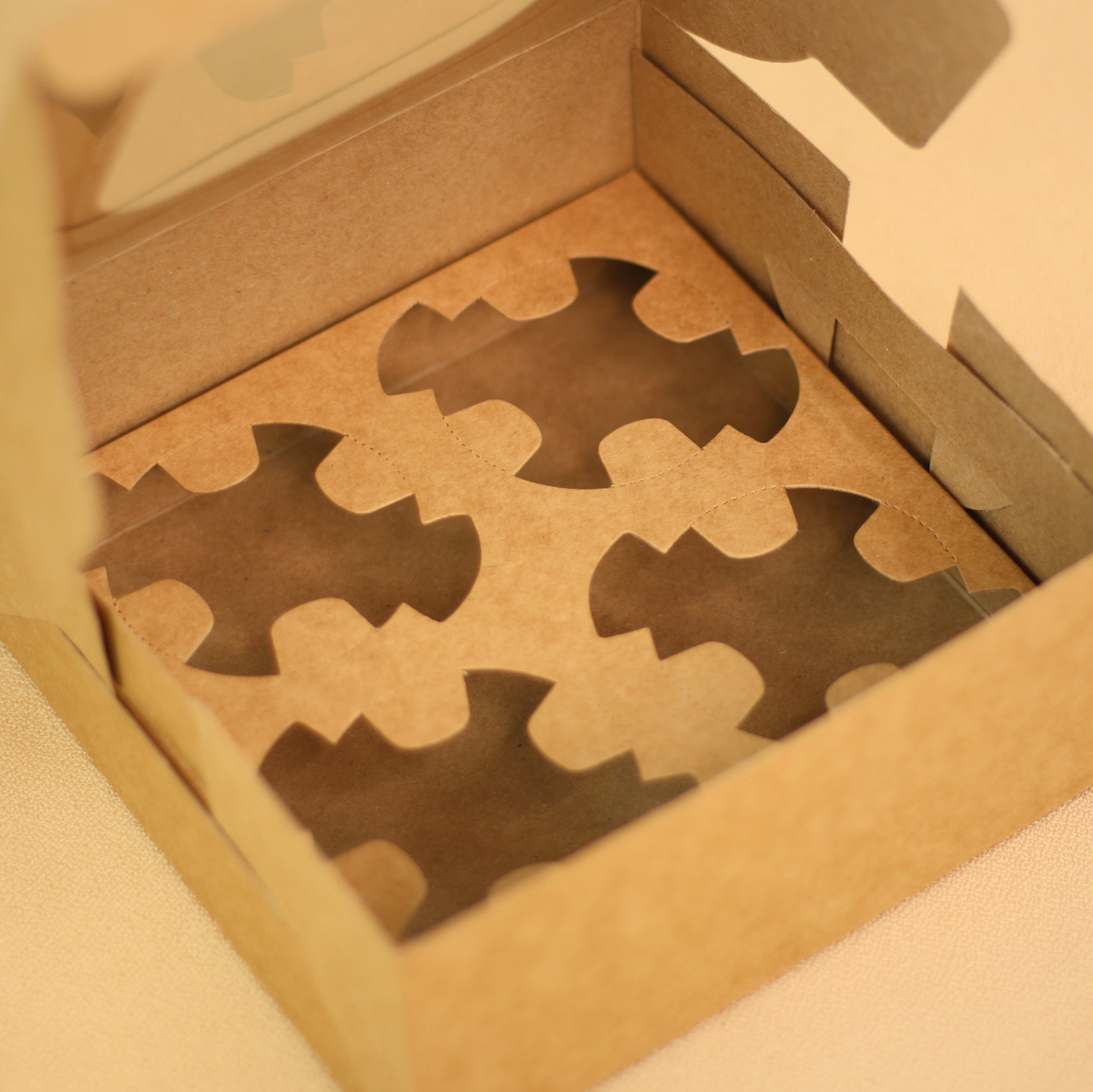 4 PC CUPCAKE WINDOW BOX – The Cake Case Company